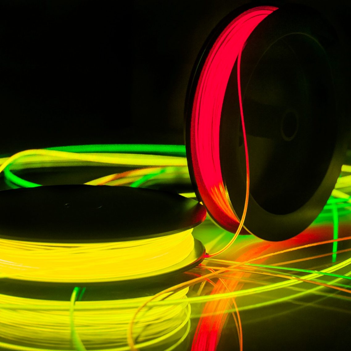 Glowing Fiber Optic Lighting |Corning Fibrance Light-Diffusing Fiber ...