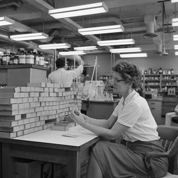 Glass Heroes | Glass Inventors and Glass History | The Glass Age | Corning