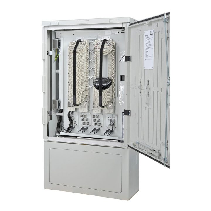 Glasfaser-Freileitungsbau mit OptiTip®-Steckern | Corning