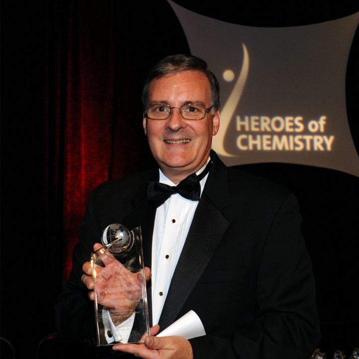 Corning Scientists Receive American Chemical Society (ACS) Heroes of ...