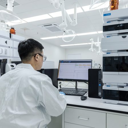 Advanced-Flow™ Reactors (AFR) | Continuous Lab Flow Chemistry and ...