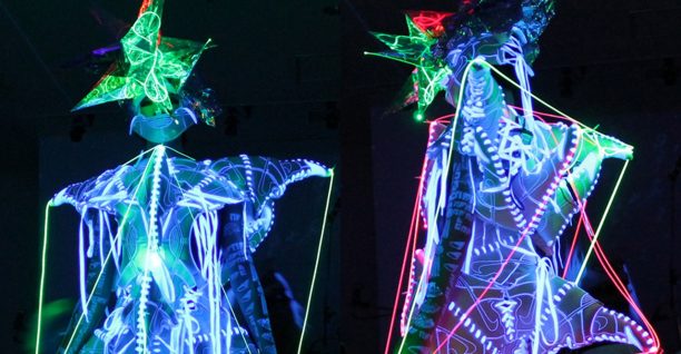 Glowing Fiber Optic Lighting |Corning Fibrance Light-Diffusing Fiber ...