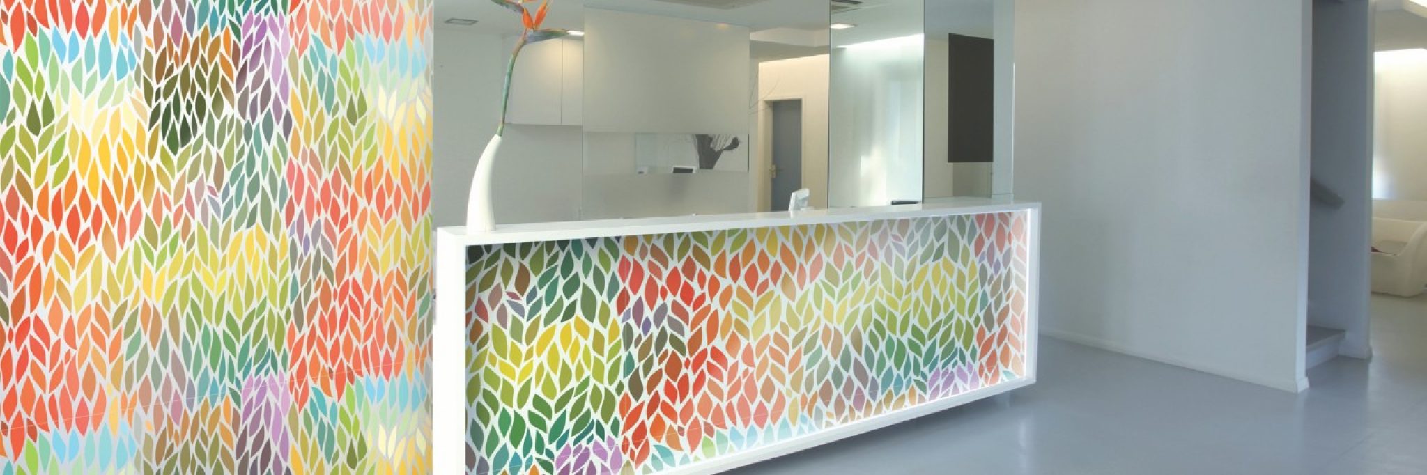 Corning Willow Glass | Ultra-thin, Bendable, Flexible Glass Sheet | Corning