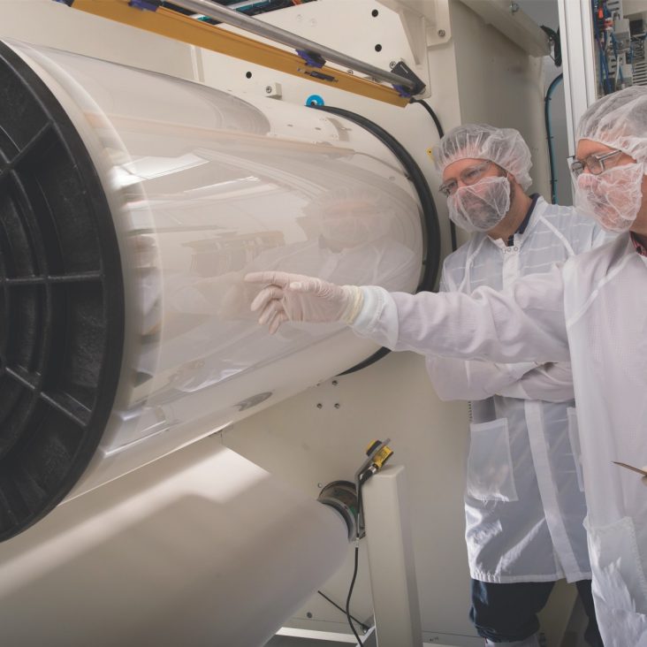 Corning Willow Glass Laminates | Ultra-thin, Bendable, Flexible Glass ...