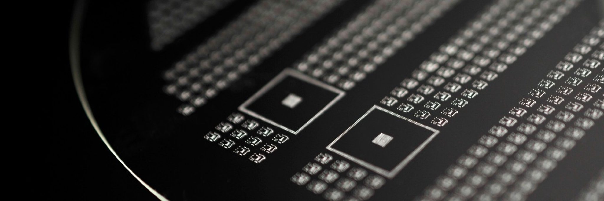 Semiconductor Glass Wafers | Semiconductor Packaging | Corning