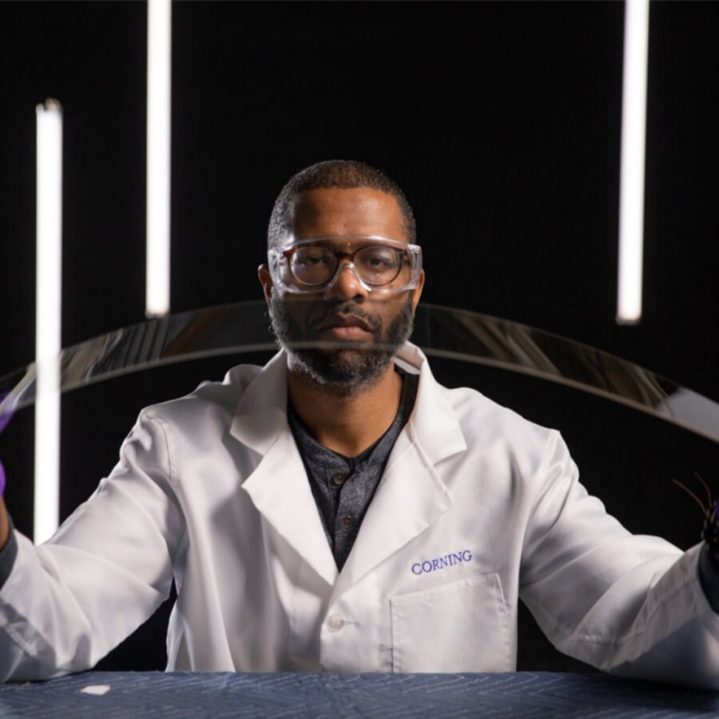 Automotive Technologies | Cleaner, Safer, More Connected Cars | Corning