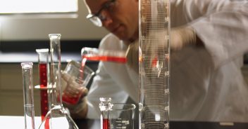 PYREX® Brand Glass Products | Life Sciences and Labware Brands | Corning