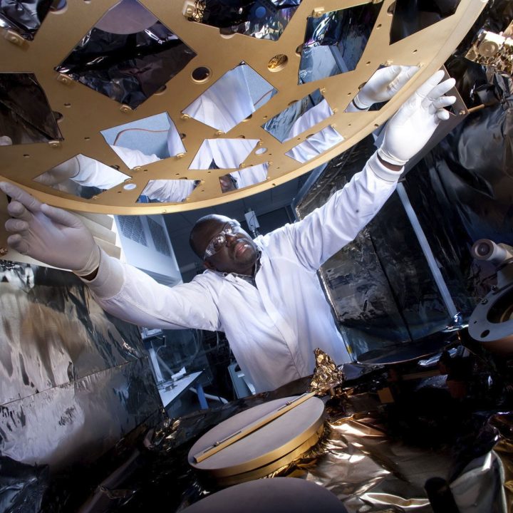 Thin Film Coatings Capabilities | Aerospace and Defense Optical Systems ...