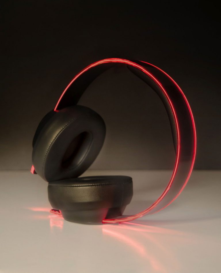 Glowing Fiber Optic Lighting |Corning Fibrance Light-Diffusing Fiber ...