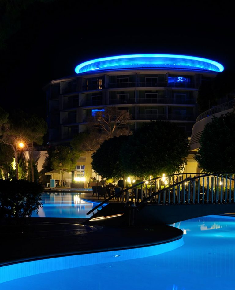 Glowing Fiber Optic Lighting |Corning Fibrance Light-Diffusing Fiber ...