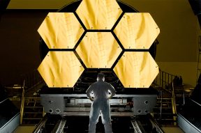 Aerospace and Defense Optics | Aerospace Optical Components | Corning