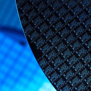 Advanced Packaging Glass Carriers | Advanced Semiconductor Packaging ...