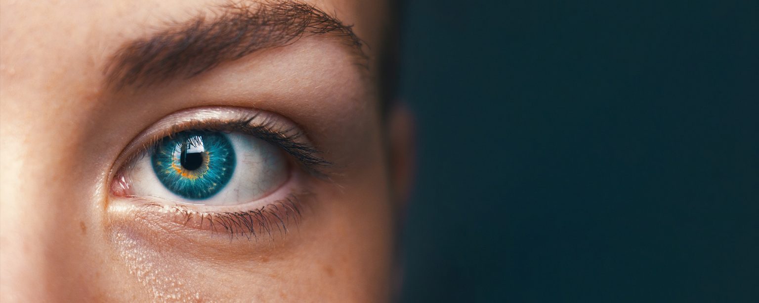 Improving iris recognition with liquid lenses