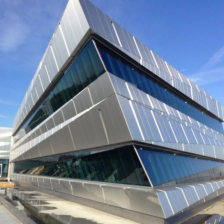 Dynamic Glass Technology | A Window to the World | The Glass Age | Corning