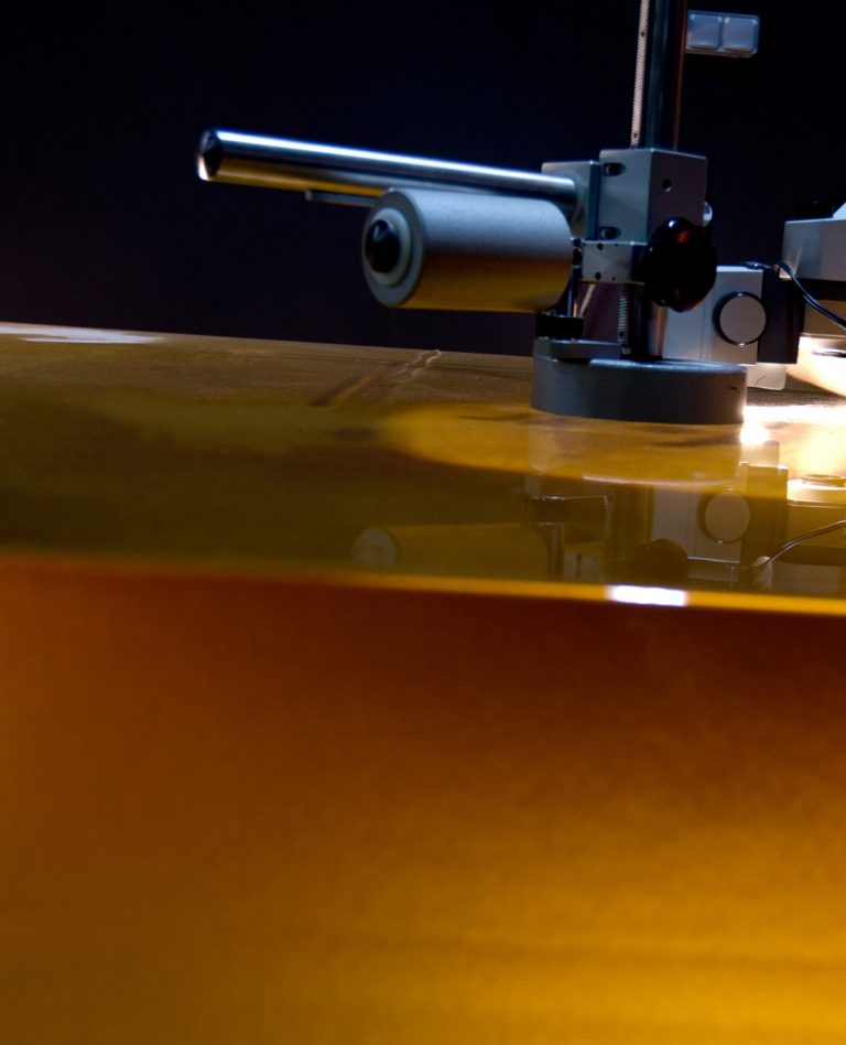 Specialty Glass and Glass Ceramics | Advanced Glass Products | Corning