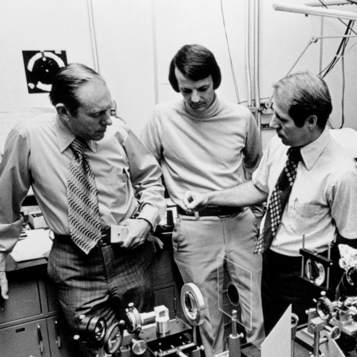 Corning Discovers Low-Loss Fiber | A Timeline of the History of Fiber ...