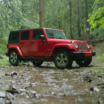 Mopar Gorilla Glass Jeep Windshield | Mopar Auto Glass | Corning ...